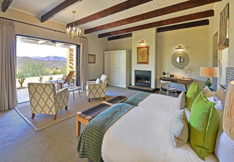 4 Day Sanbona Luxury Tilney Manor Tour - Moafrika Tours