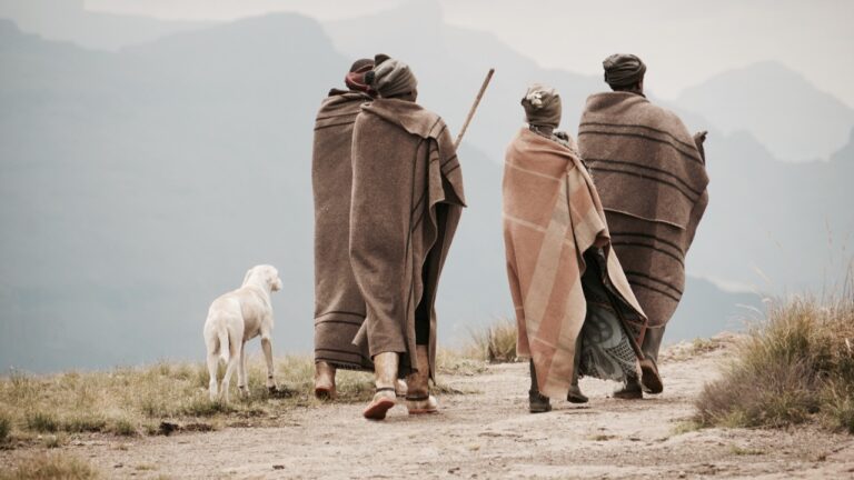 Budget Lesotho Overnight Tour From Underberg - Moafrika Tours